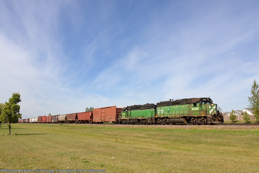 BNSF 2176 (Drayton Local)